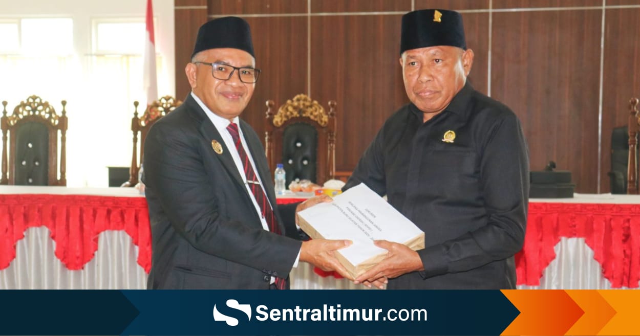 Dokumen Tanpa Tanda Tangan Bupati dan Cap, Rapat Paripurna RPJPD Bursel ...